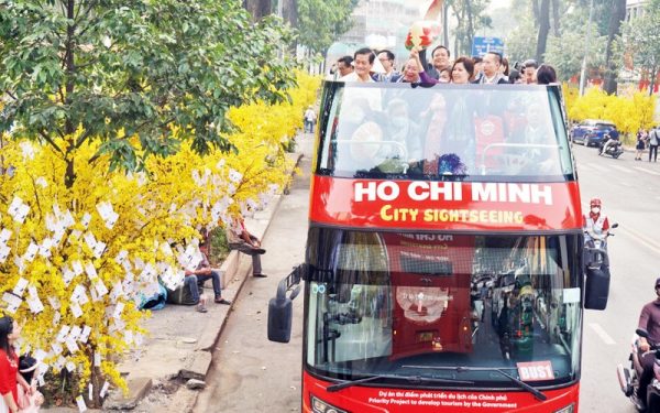 Vé xe buýt 2 tầng Hồ Chí Minh – Hop on Hop off city tour 2023 - Flane